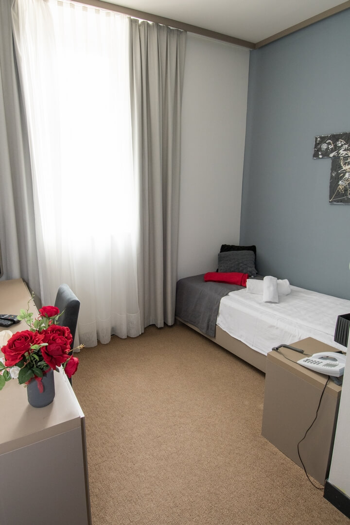 Single Room - Hotel Amfiteatar